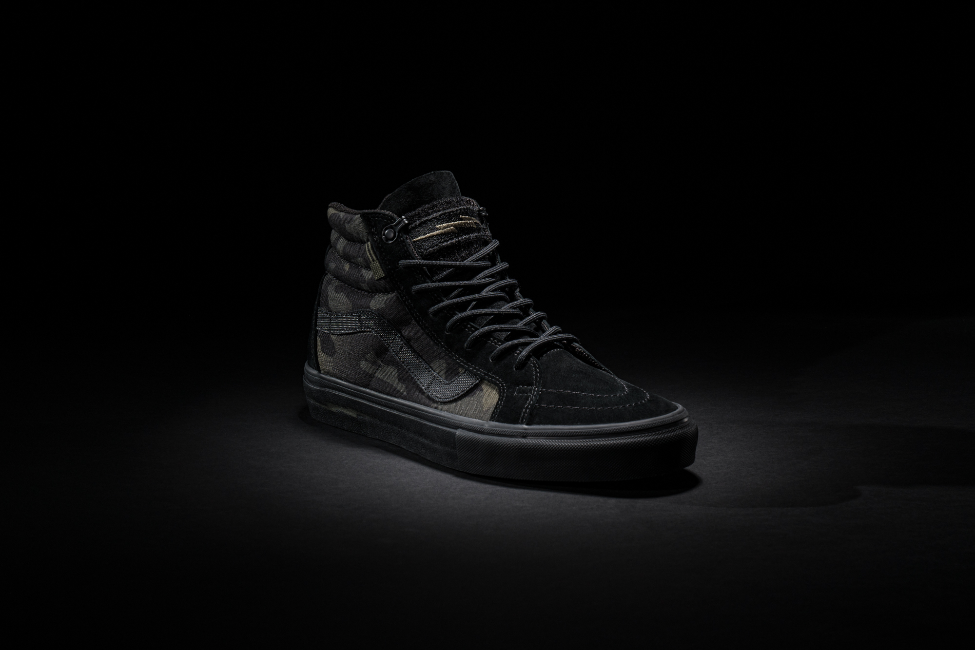 | Vans Skate x DEFCON – Sk8-Hi Notchback Pro MULTICAM Black (11.10.18)